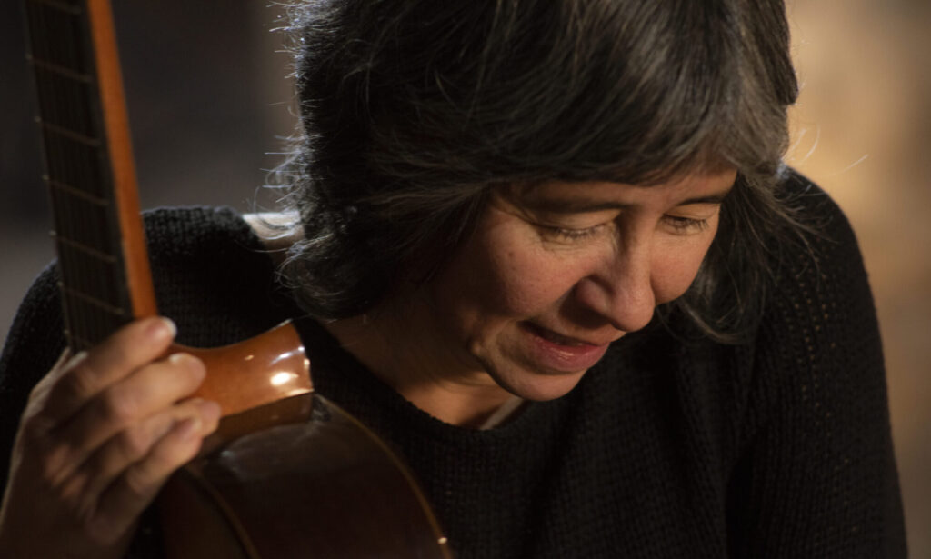 Biography - Cristina Azuma